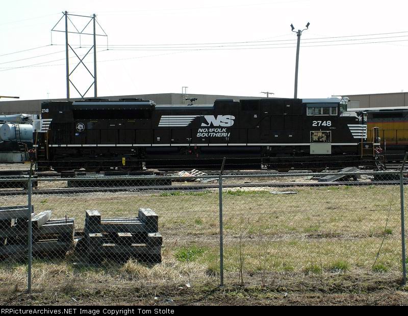 NS 2748